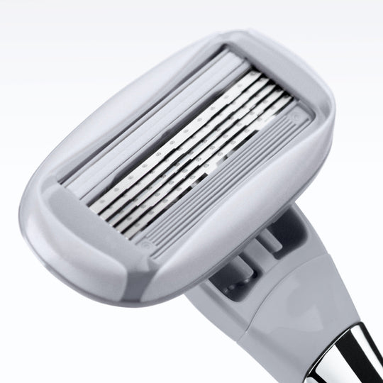 Razor Blades: Sharp, Smooth & Long-Lasting | Flamingo