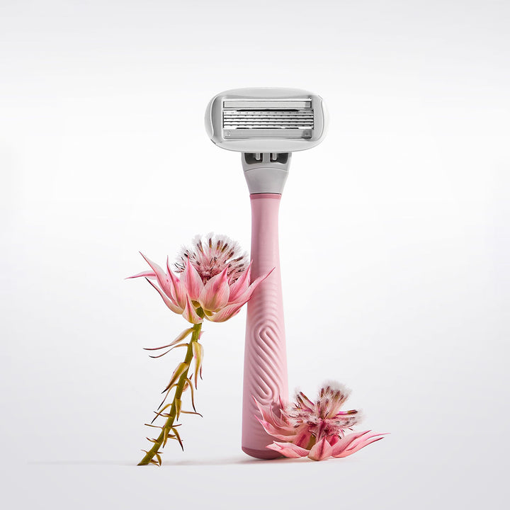 5-Blade Razor for Smooth, Comfortable Shaving | Flamingo